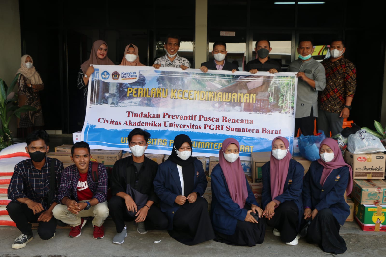 Prodi BK Peduli Gempa Pasaman – Prodi Bimbingan dan Konseling